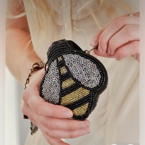 Mary Frances | Bags | Mary Frances Queen Bee Coin Purse Nwt | Poshmark